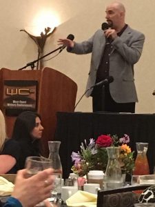 ABOUT – Mark Leslie